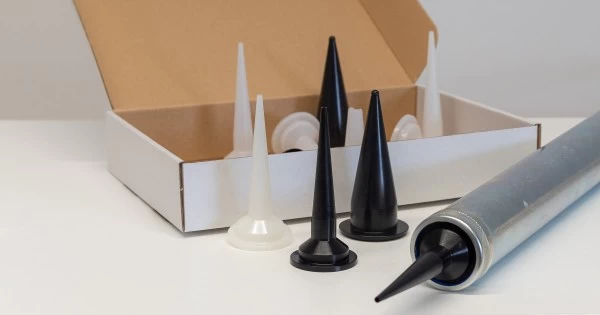 Caulking Nozzles and Caulk Gun Tips for Precise Sealing